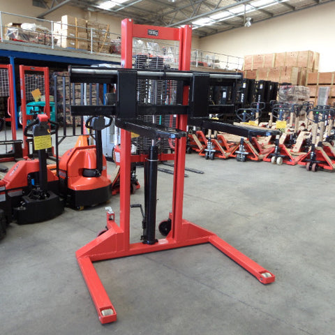 Buy Online 1.5Ton Manual Straddle Pallet Stacker 1.6m Australia - OzJack